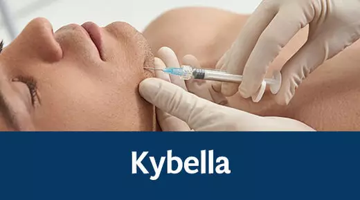 Vyras, gydantis Kybella smakrą