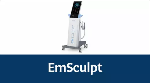 EmSculpt-apparaat en EmSculpt-tekst over blauw vak