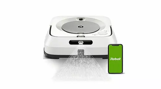 iRobot Braava Jet m6 con pulverización de auga e aplicación iRobot aberta no teléfono intelixente ao seu carón