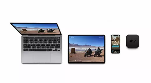 Laptop, smartphone ug Apple TV device nga adunay sulod nga Apple TV sa mga screen