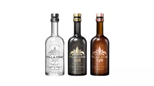 villa one tequila από τον nick jonas και τον John varvatos