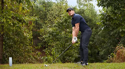 Chris Pratt xogando ao golf