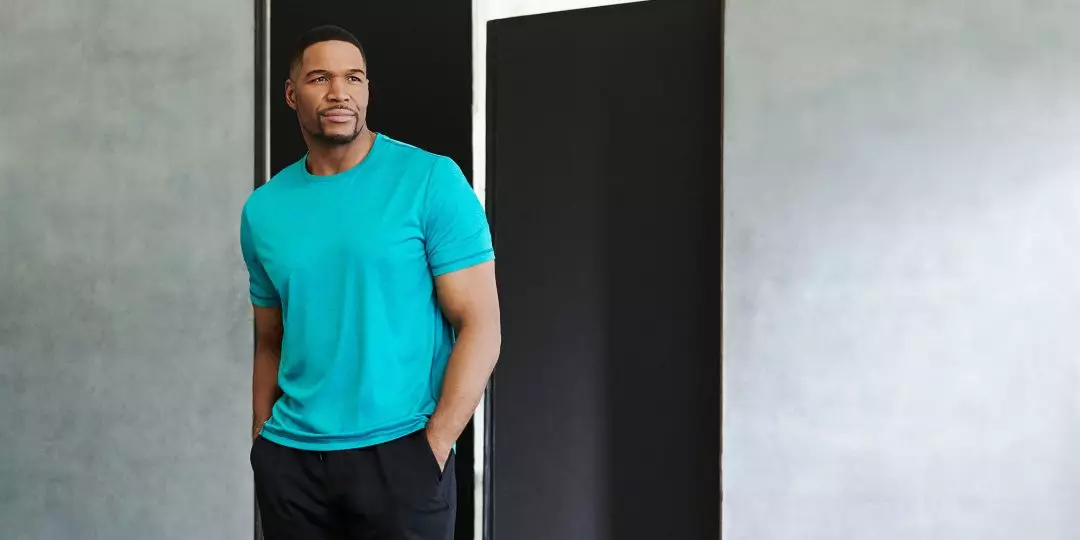 MSX le Michael Strahan Seolann ag Teach Caithimh na bhFear