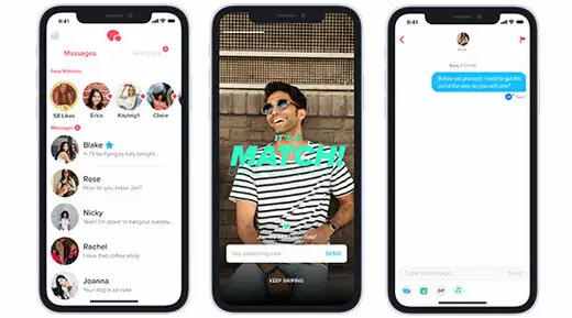 Сообщение приложения для знакомств Tinder и страницы совпадений открываются на трех смартфонах