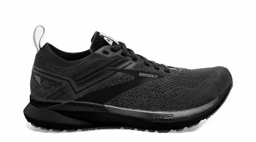 Black Brooks Ricochet 3 akpụkpọ ụkwụ