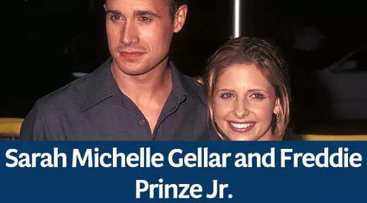 Sarah Michelle Gellar en Freddie Prinze Jr.