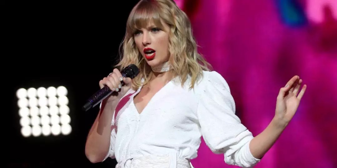 Musik Taylor Swift Bisa Ngajari Sampeyan Akeh Babagan Hubungan (Yen Sampeyan Mung Ngrungokake)